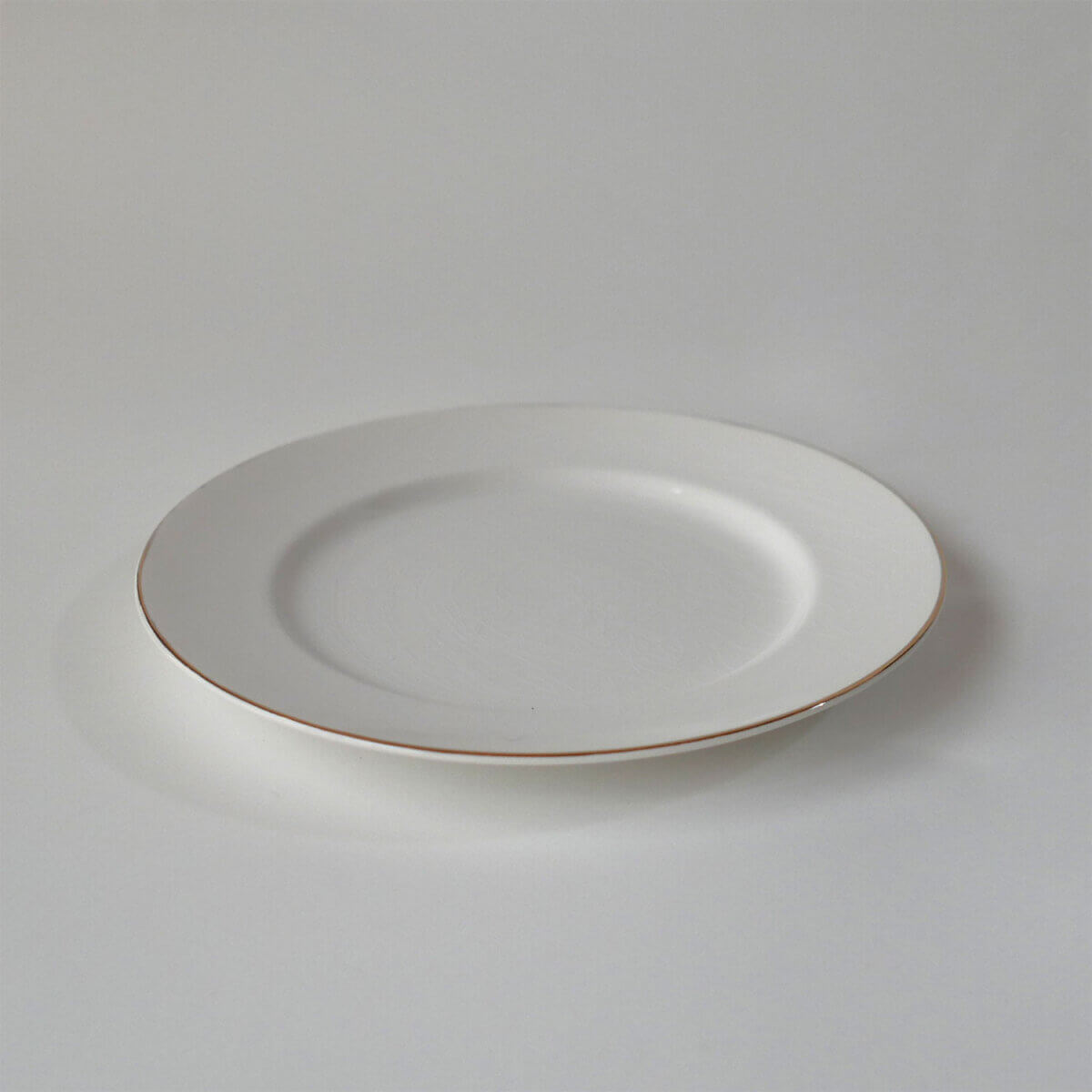 GOLD LINE PLATE - tôk